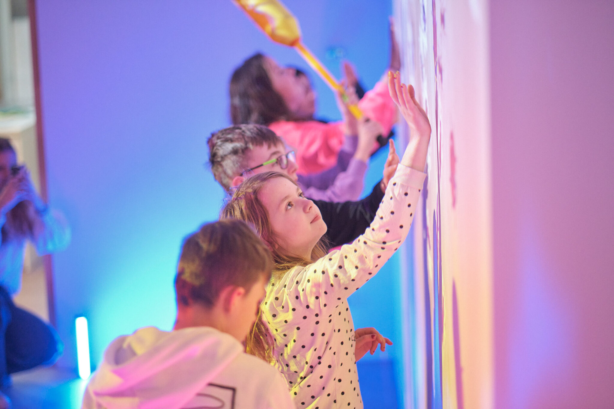 Interactive X-Wall - Interactive X-Wall