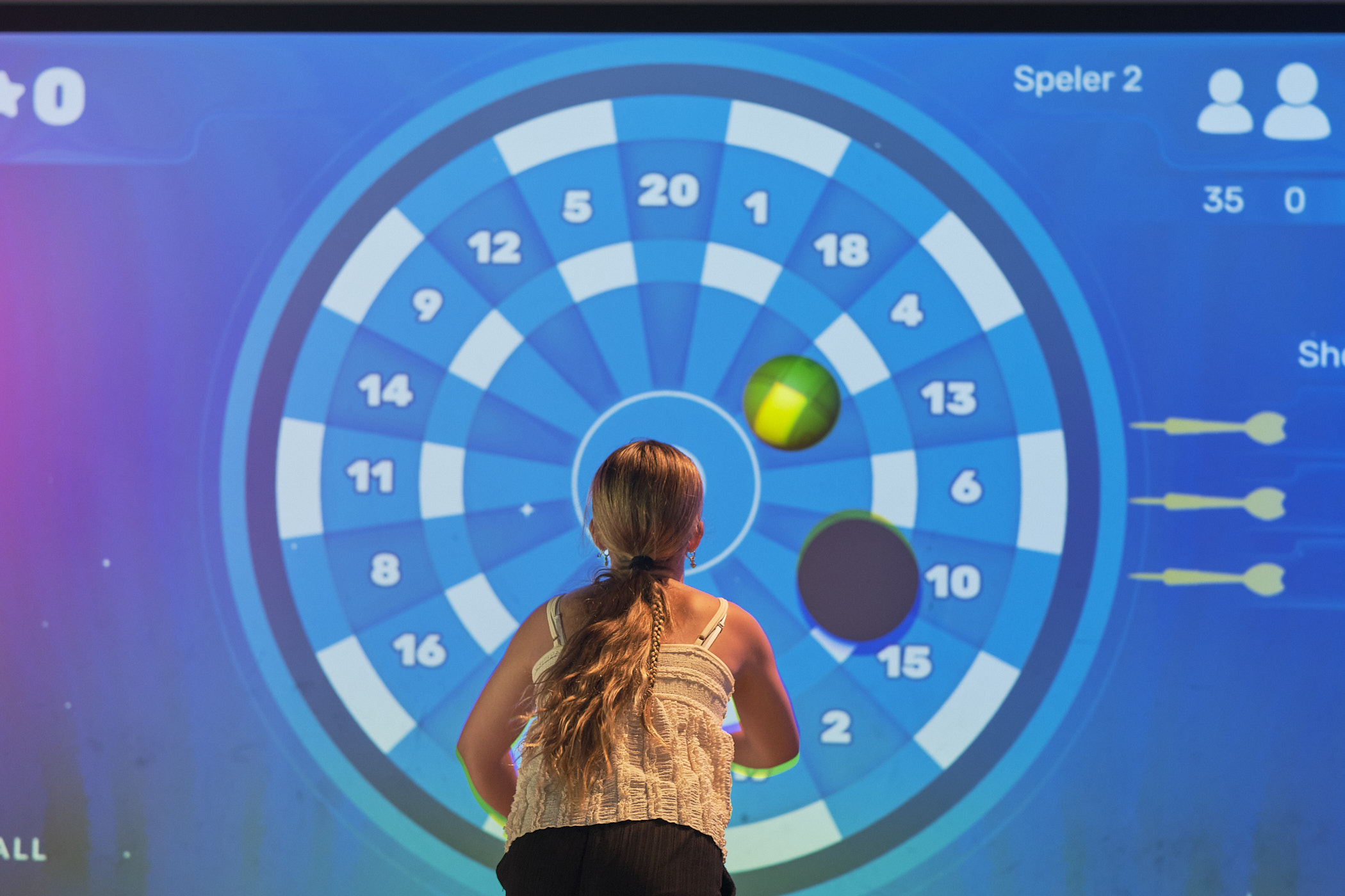 Interactieve beweegmuur | Interactive X-Wall